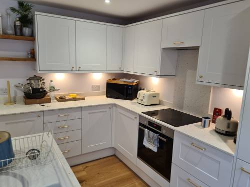 Pandora architectural salvage and building services - Specialist ...